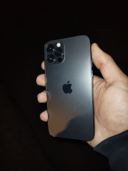 Iphone 12 pro  с документами