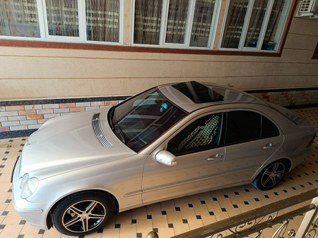 Mercedes W203 C200