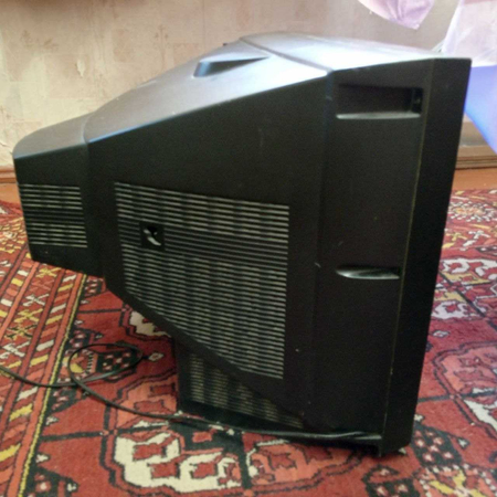 Продаётся телевизор LG Flatron