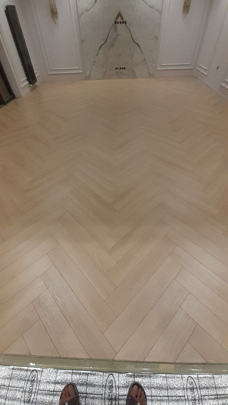 Sifatli nalivnoy pol va laminat terish xizmatlari