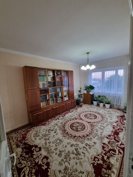 Продаётся квартира 4/3/5 Юнусабад-16
