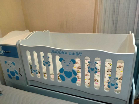 Продам детскую кровать 2в1
