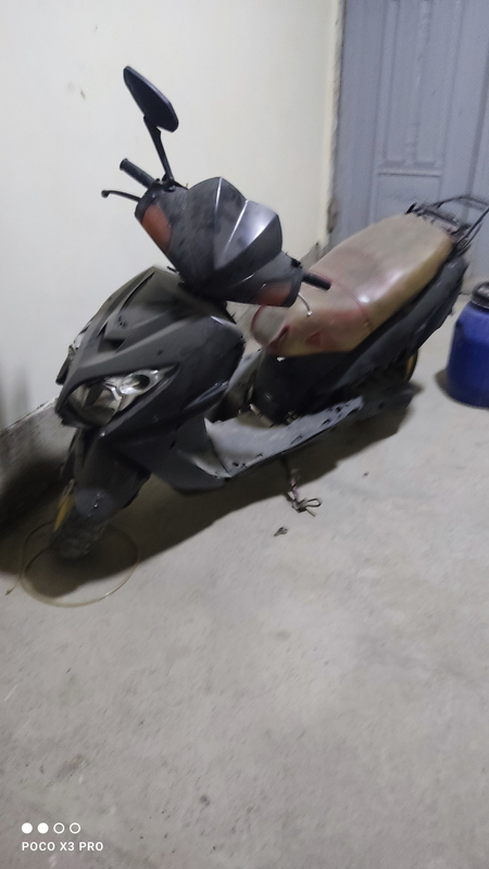 Sukuter fekon 150