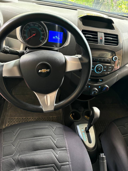 Срочно прорадется Chevrolet Spark.