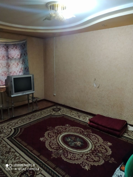 Продам спутник2 1ком 2этаж 2этажки возле метро 5станция с ремонтом