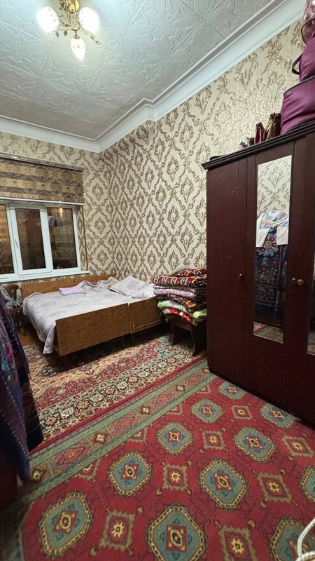 Продаётся 4 х комнатная квартира