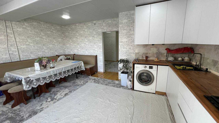 Сдаётся квартира.. на Карасу 1 
Ориентир - школа N308/Корзинка