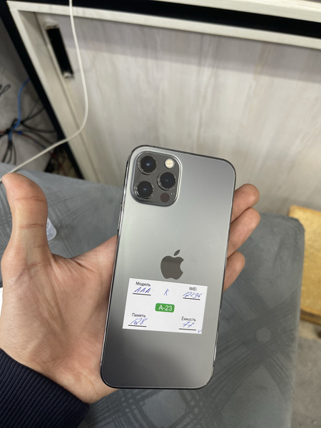 IPhone 12 pro zor sastyna Айфон 12 про в хорошем состоянии
