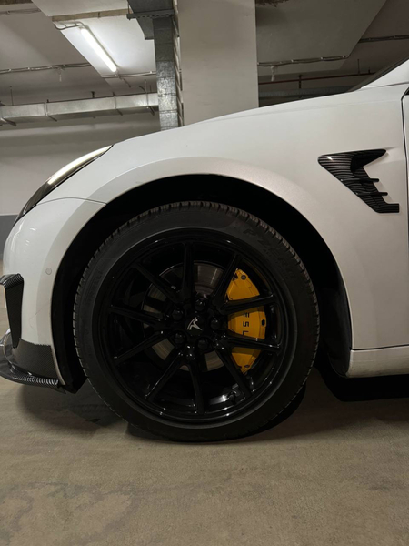 Tesla model 3 2020