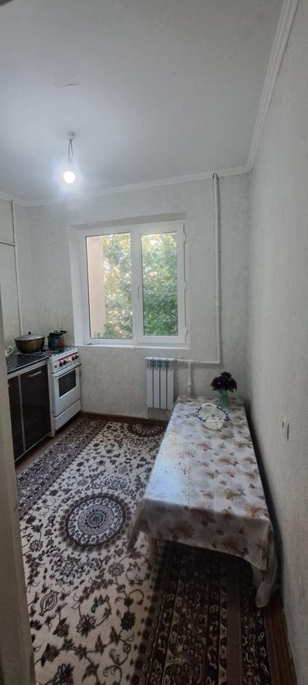 Срочно аренда 1ком кв 3мик 4 этаж