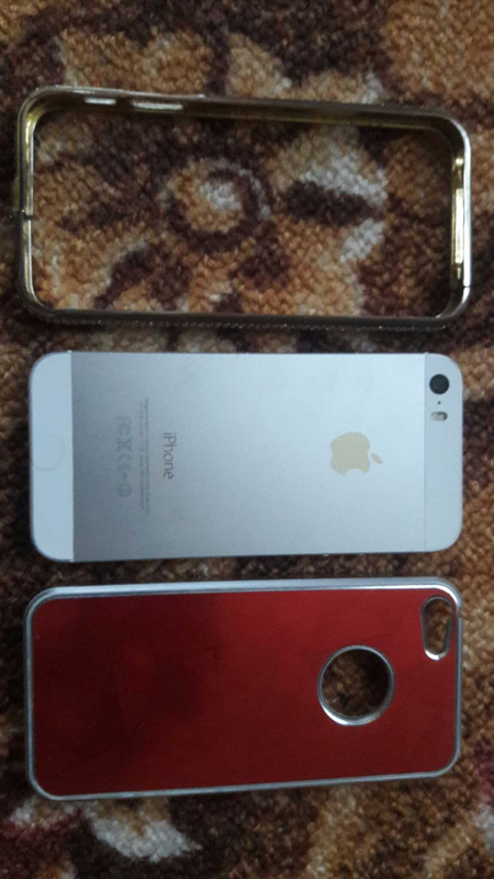 Iphone 5s срочно продаётся.