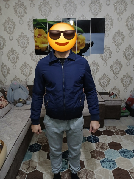 Продам ветровку двусторонную