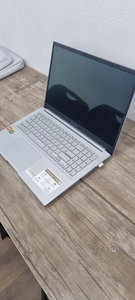 Asus vivobook pro OLED
