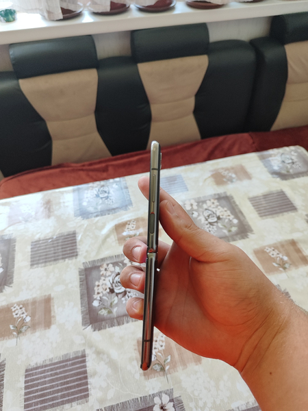 Samsung z-flip 5g идеал