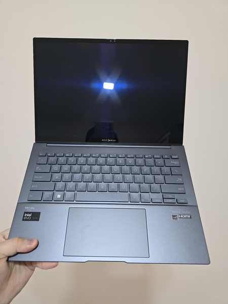 Asus Zenbook Ultra 5 115H 8/512gb
