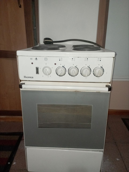 Продается Электро Плита,