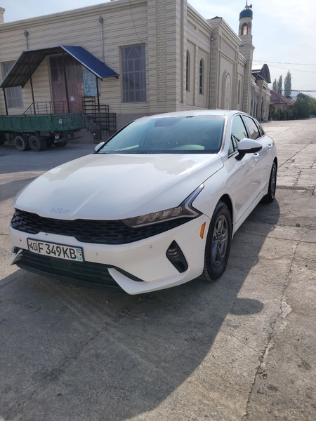 Kia k5  2023 yil