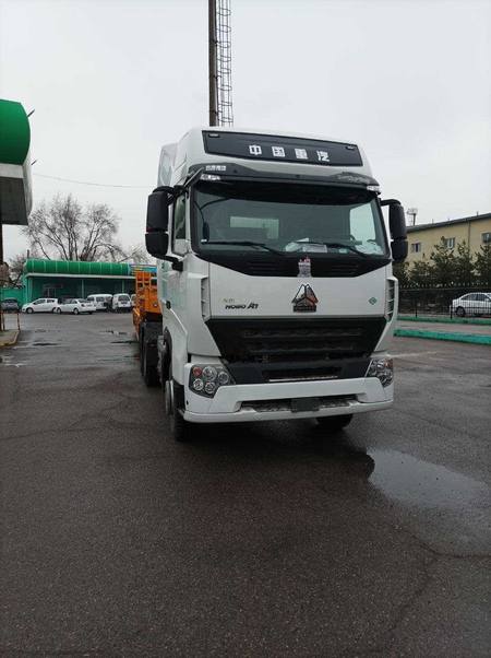 HOWO A7 Тягач Сотувда тайёр