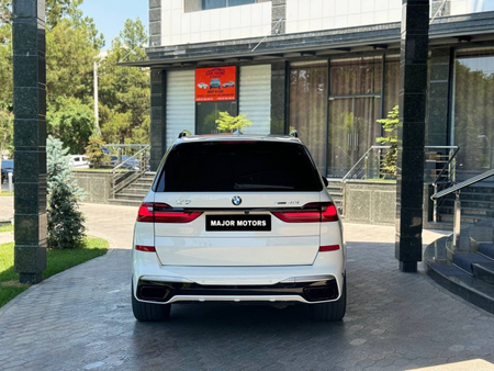 BMW X7 xDrive40i