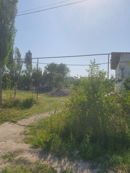 Yer uchastkasi 6sotixli qarapchi maxallasi