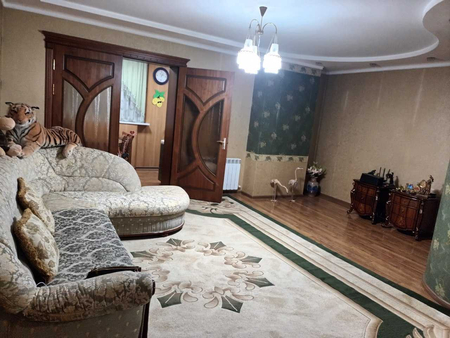 (К128743) Продается 4-х комнатная квартира в Мирзо-Улугбекском районе