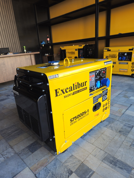 Генератор EXCALIBUR S 7500 DS-1