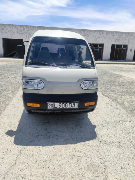 Chevralet Damas Benzin