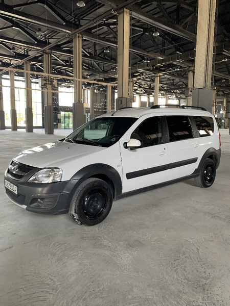 Lada Largus Cross
