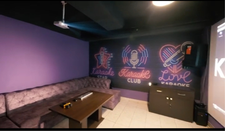 Продаёться PlayStation,Karaoke Клуб.