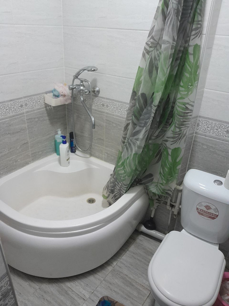 Продается двухкомнатная квартира на массиве Водник