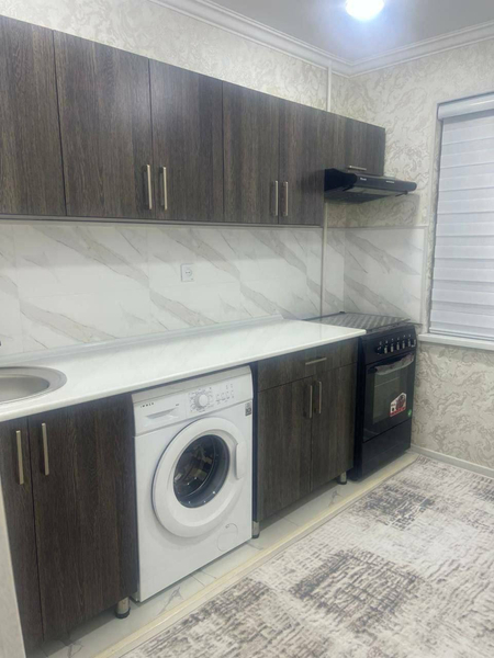Чилонзор 8 парус 1 ком срочно своя
