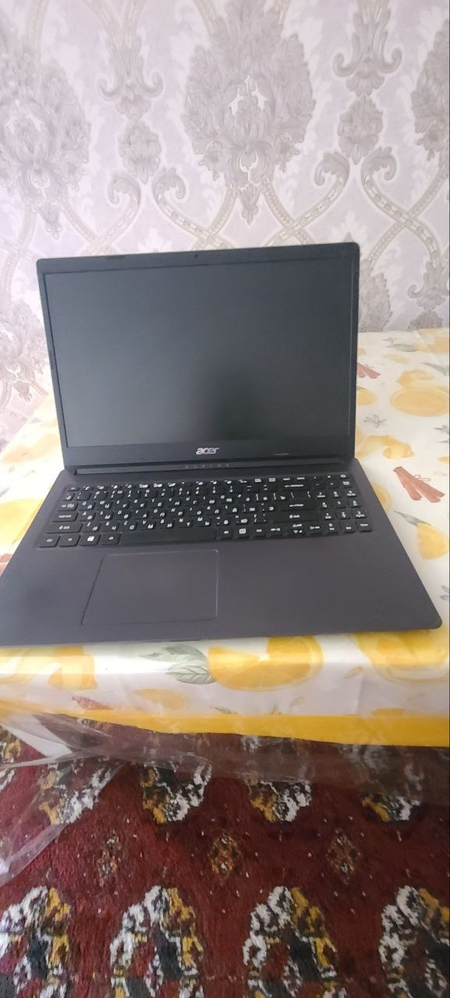 Acer Aspire3        .