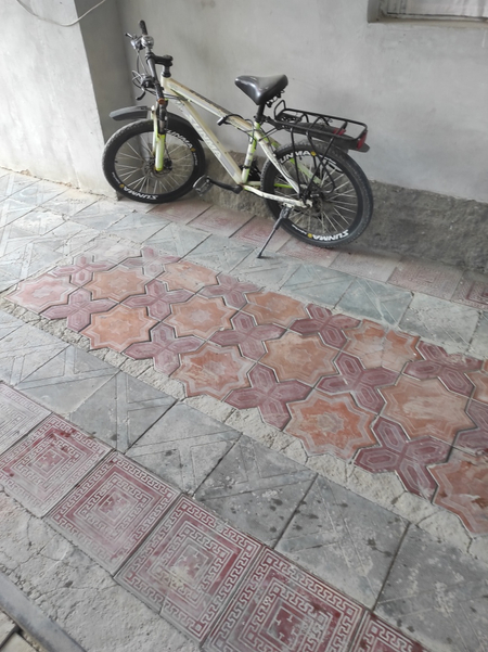 Velosapet 24 lik sotiladi