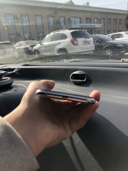 Iphone xs 64 tali idiyal