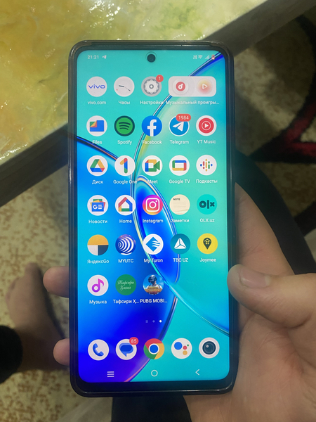 Vivo v36 256gb 8+8operativka