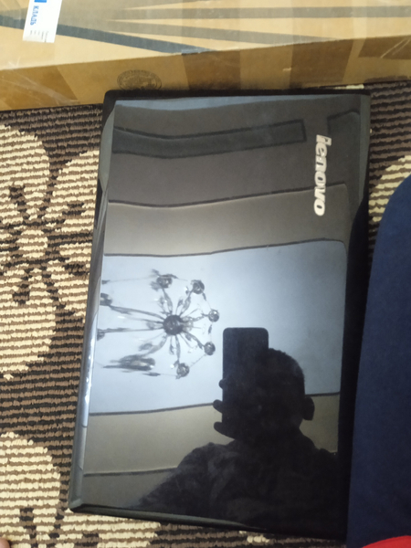 Lenovo noutbuk  sotiladi