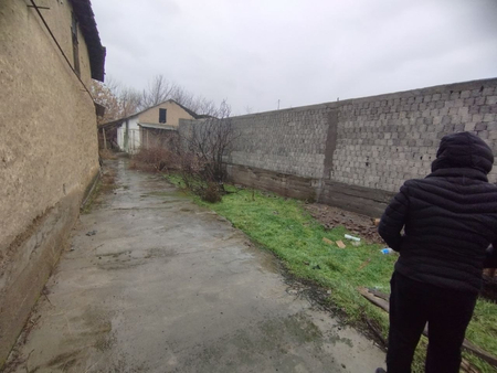 Ер сотилади Тузелда