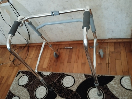 Ходунок для взрослых