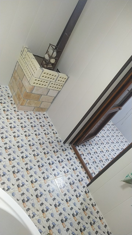 Xovli sotiladi srochna