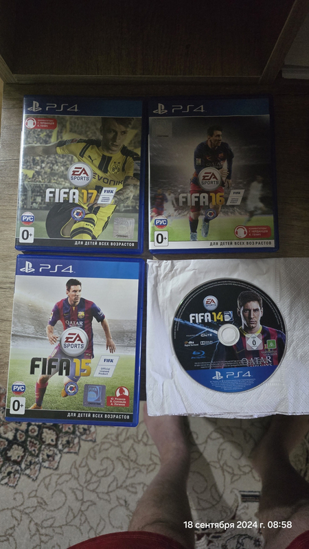 Продаётся комплект Ps4