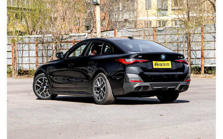 BMW i4 eDrive 40L