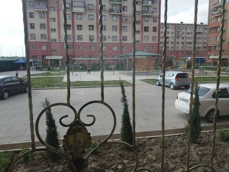 БУМ ижара 3 хонали квартира, Оилага, атиги 400$ id sh 851