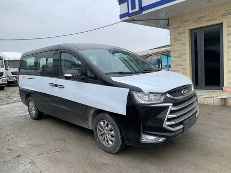 mikroavtobus Jac M4