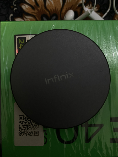 infnix note 40 pro   12+12 256 gb xotira 90 fps bez pravodnoy zar.