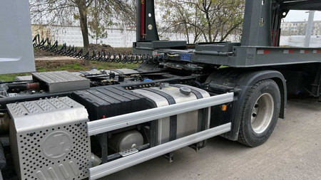 Енгил машиналар ташиш учун прицеп-автовозла энди China Motors да