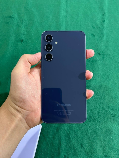 Samsung a35 5G holati yaxshi
