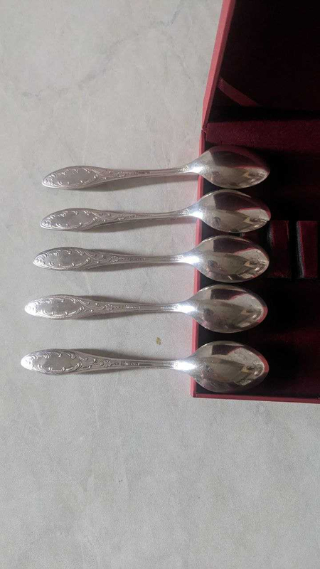 Мельхиоровые ложки ,З-д МНЦ,5 шт. в коробочке