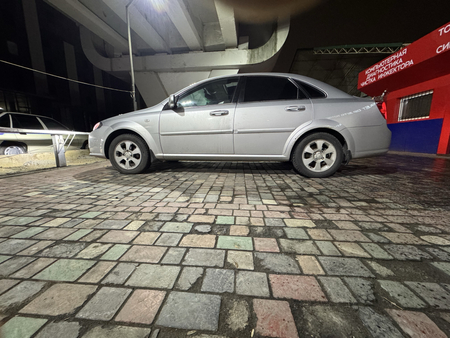 Lacetti 1.6 oldi jentra qilingan moshina xolati