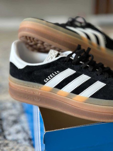 Продам кроссовки Adidas Gazelle Bold Shoes  (США)
