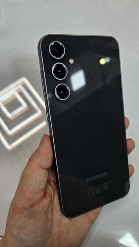 Samsung S23 FE 5G 128gb Vietnam б/у